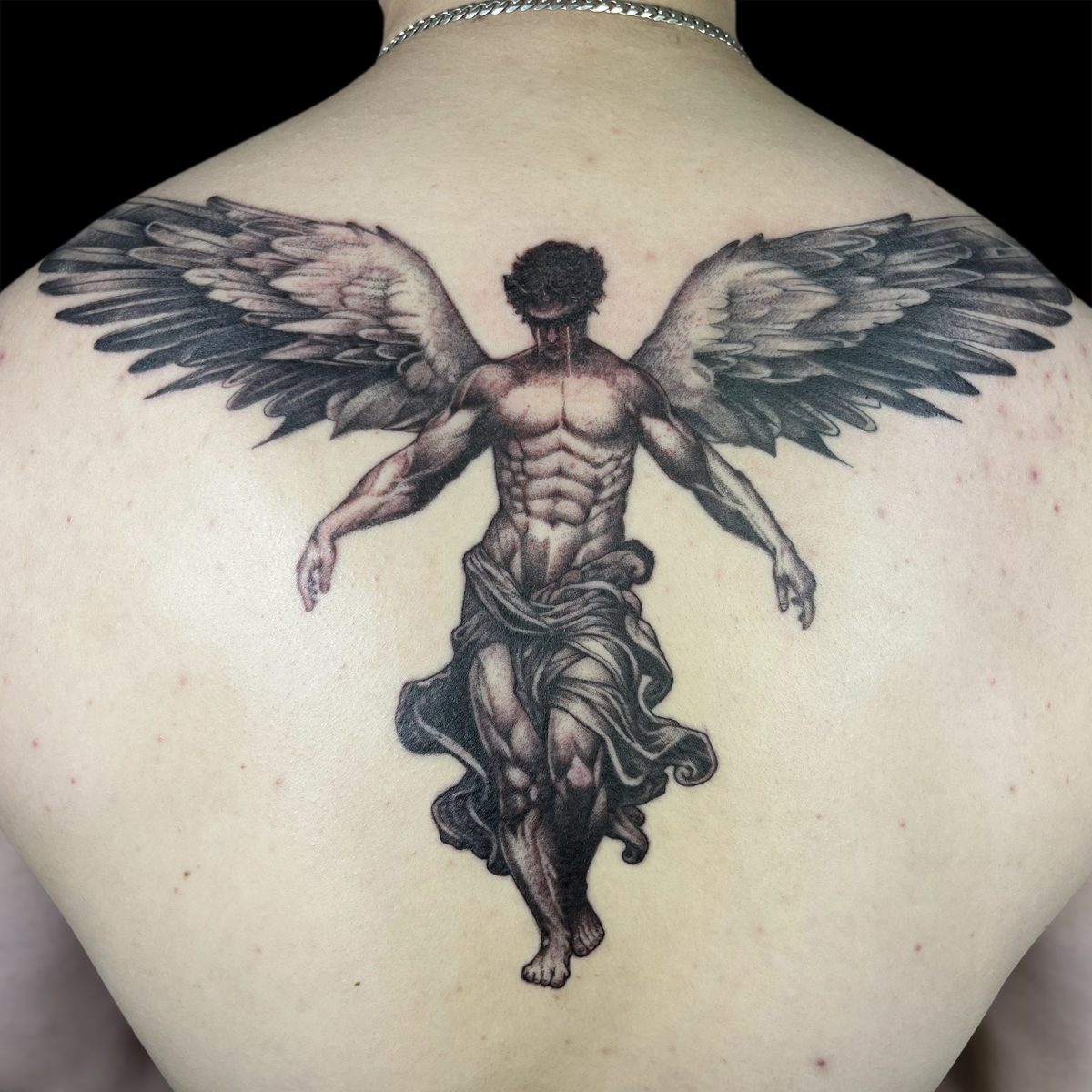 Pong | Full Time Tattoo Artist | Authent/Ink