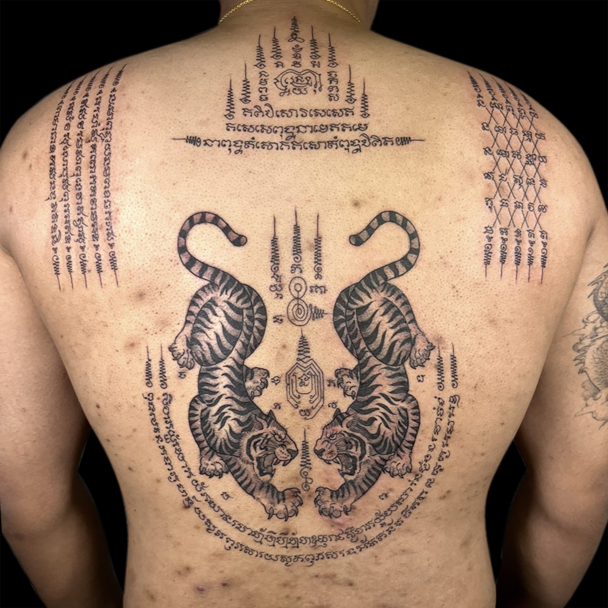 Pong | Full Time Tattoo Artist | Authent/Ink
